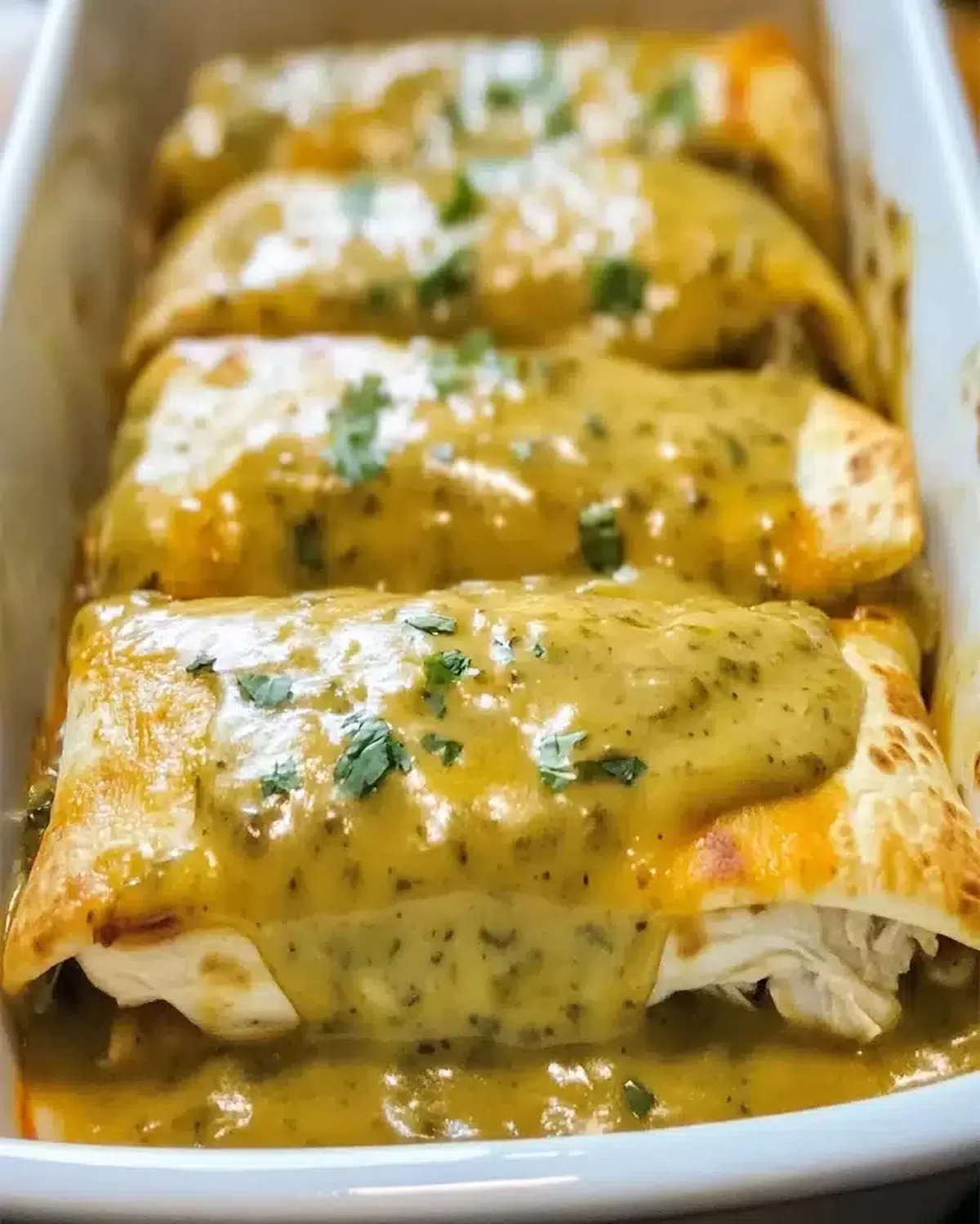 Burritos de Pollo con Chile Verde: ¡Delicia Mexicana! - Recetas de abuela